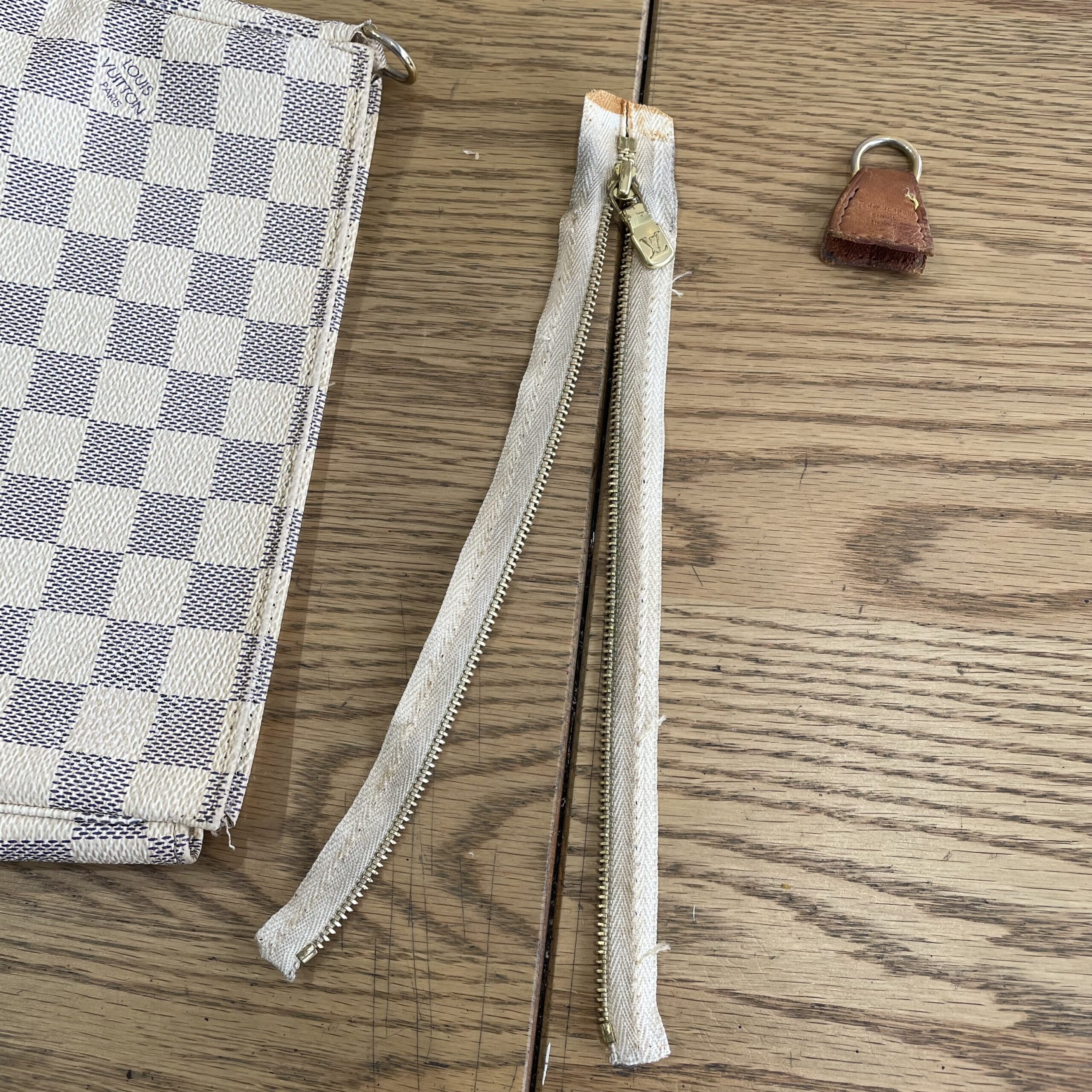 LOUIS VUITTON ファスナー交換（税込8,800円〜） | 靴修理のケンちゃん